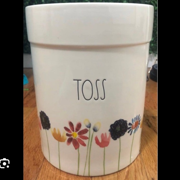 Rae Dunn | Bath | Rae Dunn Flower Trash Can New | Poshmark